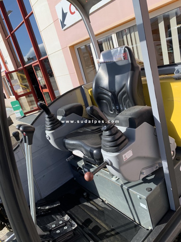 Mini pelles Neuson 2503 d’occasion - en stock - Prix : 21900