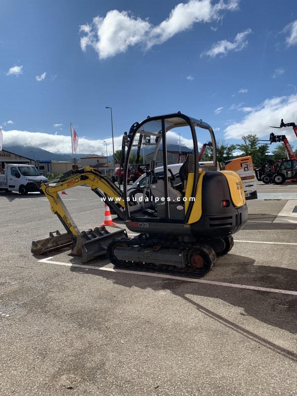 Mini pelles Neuson 2503 d’occasion - en stock - Prix : 21900